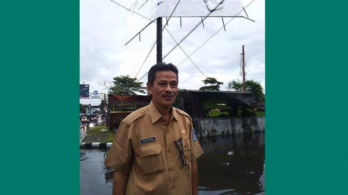 Tinjau Papan Reklame Roboh di Terjang Angin Kencang, Ini Penjelasan ...