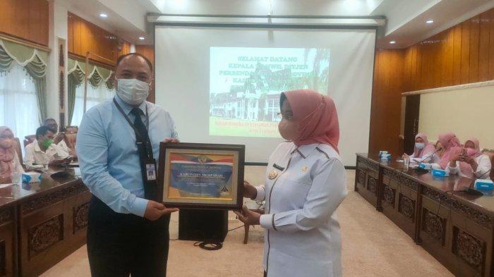 Terima Sertifikat WTP dari BPK RI Perwakilan Kalbar, Erlina: Kerjasama Semua Perangkat Daerah ...