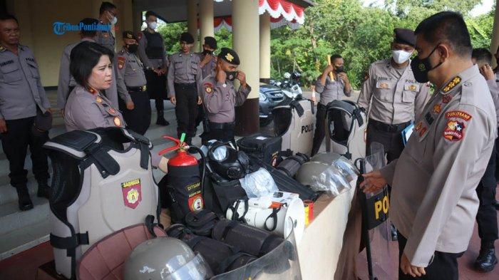 Puslitbang Polri Lakukan Evaluasi Peralatan Dalmas dan PHH Polres Kubu Raya Jelang Pemilu 2024 ...