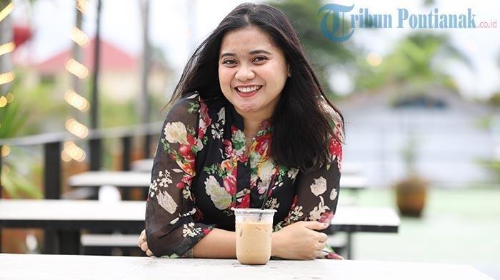FOTO: Fany Efrita Rotua Ritonga - Sang Inspirasi Bagi Penyandang ...