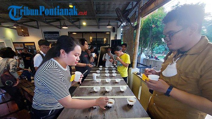 Komunitas Barista dan Pecinta Kopi Kalbar Gelar Workshop Cup Taster - Tribunpontianak.co.id