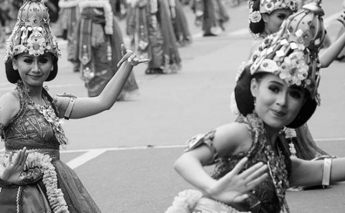 Colong, Tradisi Kawin Adat Using - Tribunpontianak.co.id