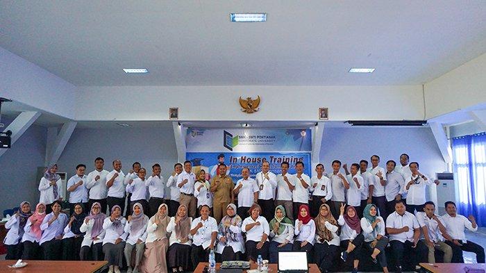 SMK SMTI Pontianak Sukses Gelar In House Training Implementasi Kurikulum Merdeka ...