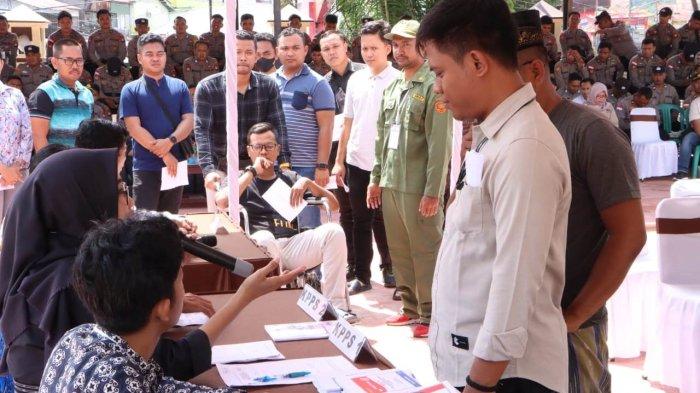 Polres Sanggau Gelar Simulasi Pemungutan, Perhitungan Suara di TPS dan Simulasi Pengamanan TPS ...