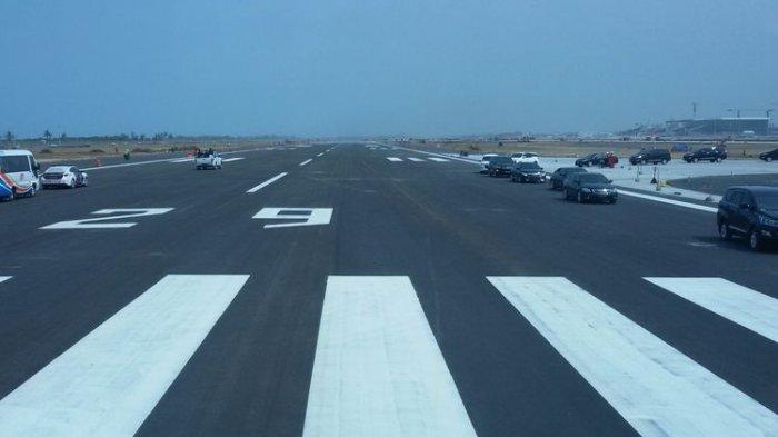 Lampu Runway Bandara Supadio Pontianak yang Gangguan Mulai Diperbaiki ...