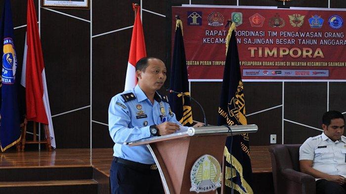 Imigrasi Sambas Gelar Rapat Koordinasi Tim Pora di Kecamatan Sajingan ...