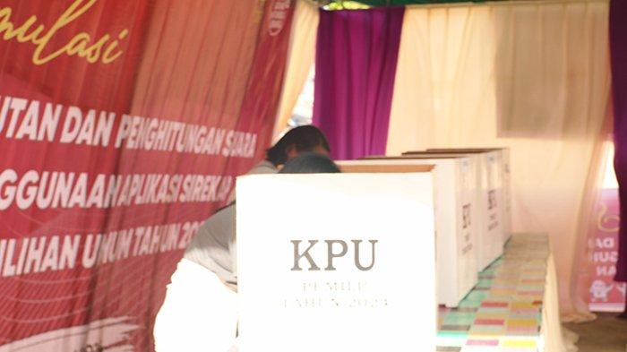 KPU Kabupaten Sanggau Gelar Simulasi Pemungutan dan Penghitungan Suara Pada Pemilu 2024 ...