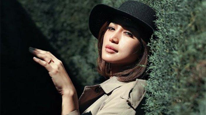 Jedar Mendadak Trending Topik di Twitter Susul Viralnya Video Syur Mirip Gisel - Tribunpontianak ...