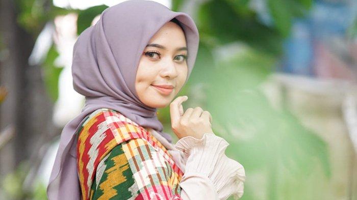 Profil Annisa Maharani Nasran Founder Kampung Literasi Selamat Smart Village - Tribunpontianak.co.id