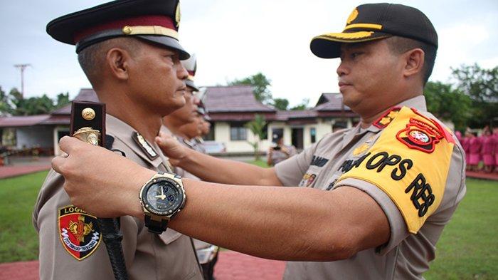 51 Personel Polres Bengkayang Naik Pangkat, Kapolres Harap Jadi Motivasi - Tribunpontianak.co.id