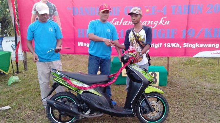Brigif 19 Khatulistiwa Gelar Lomba Burung Berkicau se-Kalbar ...