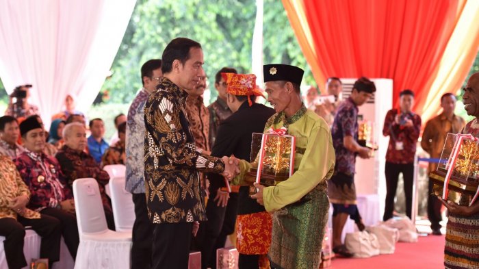 Kelompok Masyarakat Pengawas Danau Lindung Empangau Terima Kalpataru ...