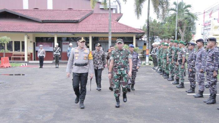 Polres Ketapang Laksanakan Apel Gelar Pasukan Operasi Ketupat Kapuas 2025 - Tribunpontianak.co.id
