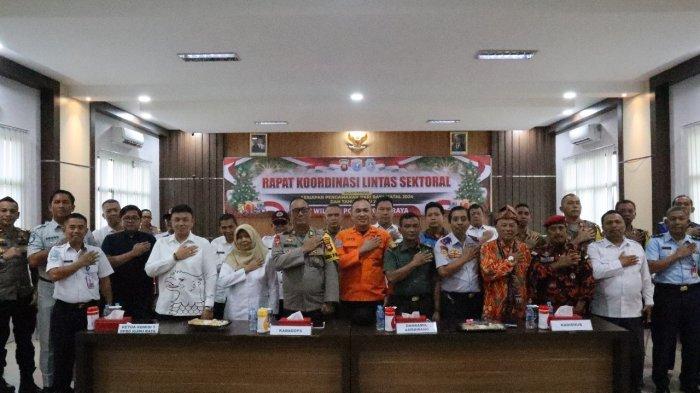 Polres Kubu Raya Siapkan 520 Personel Gabungan untuk Amankan Natal dan Tahun Baru 2025 ...