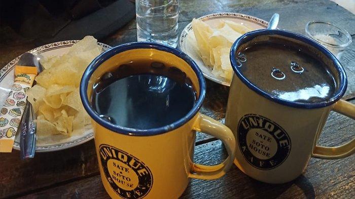 TRIBUNWIKI: Nikmatnya Kopi dan Snack Ala Unique Cafe, Disajikan Ala ...