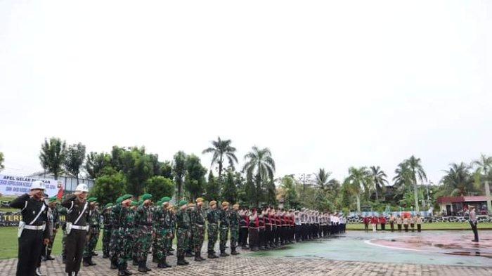 Kapolres Landak Pimpin Apel Gelar Pasukan Operasi Keselamatan Kapuas 2024 dan Aksi Keselamatan ...