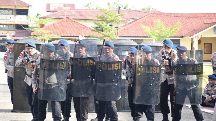 Brimob Latihan Kemampuan PHH, Deteksi Dini Polri Mengantisipasi ...