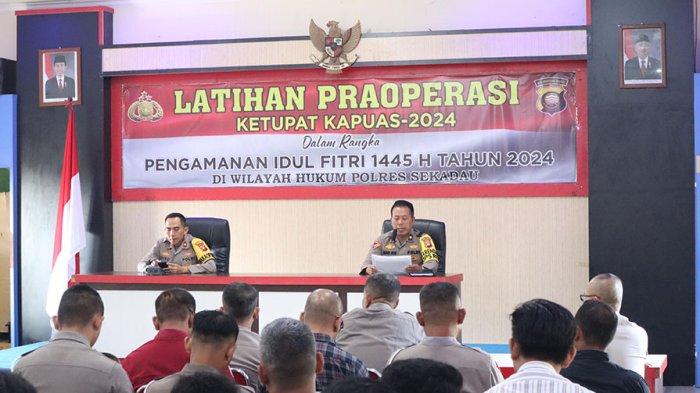 Melalui Latpraops, Polres Sekadau Matangkan Persiapan Operasi Ketupat Kapuas 2024 ...