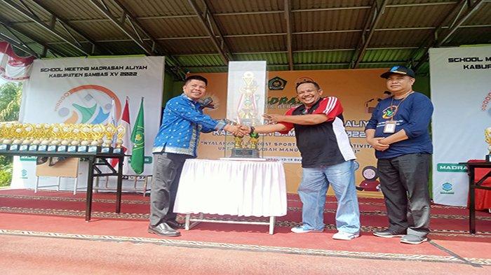 997 Siswa Berpartisipasi School Meeting MAN IC Sambas - Tribunpontianak ...