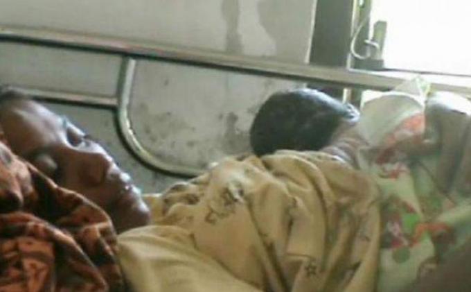 Pasien Melahirkan di Toilet Puskesmas Saat Dokter Aksi Mogok - Tribunpontianak.co.id