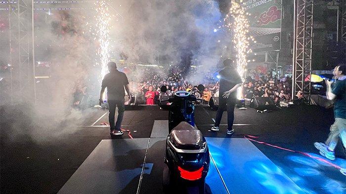 New Honda Stylo 160 Hadir di Festival Cap Go Meh Pontianak ...