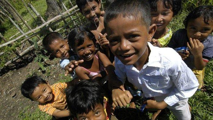 Mengapa Orang Indonesia Dikenal Ramah di Mata Dunia dan Apakah ...