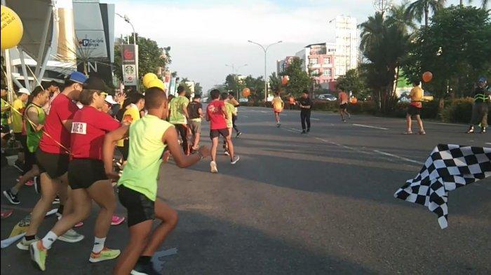VIDEO: Fun Run Indo Runners HUT ke-6 Berlangsung Seru - Tribunpontianak ...