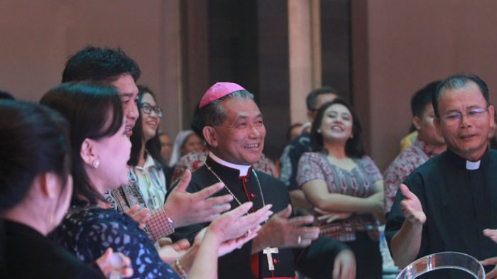 Agustinus Agus Launching Buku Otobiografi Berjudul Anak Kampung jadi ...