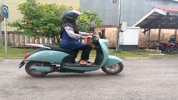 Pengguna Motor Listrik di Pontianak Dapat Hemat Ratusan Ribu Rupiah per ...