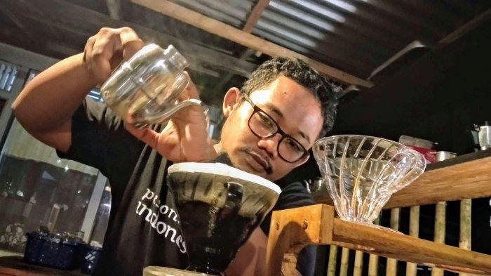 Ragam Varian Kopi Khas Kayong Utara di Pondok Kopi Sukadana ...