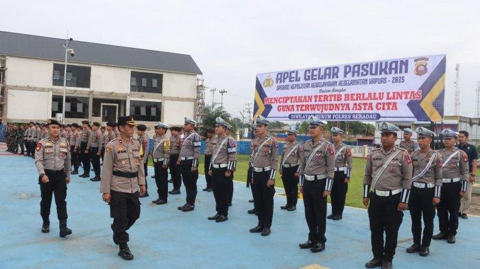 Operasi Keselamatan Kapuas 2025 Dimulai, Polres Sekadau Gelar Apel Pasukan - Tribunpontianak.co.id