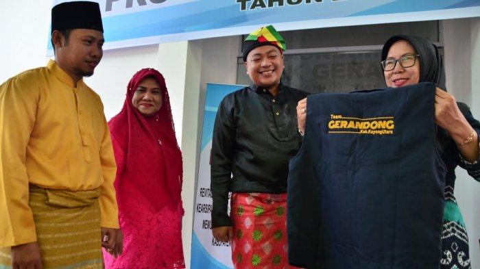 Pemkab Kayong Utara Luncurkan Program Gerandong, Wujudkan Kearsipan ... Pemkab Kayong Utara Luncurkan Program Gerandong, Wujudkan Kearsipan ...