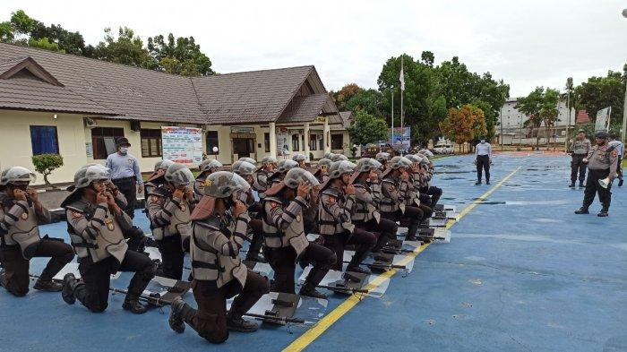 Direktorat Samapta Polda Kalbar Gelar Latihan Dalmas di Polres Sekadau - Tribunpontianak.co.id