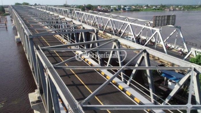 FOTO: Jembatan Landak di Jalan Sultan Hamid II Pontianak ...