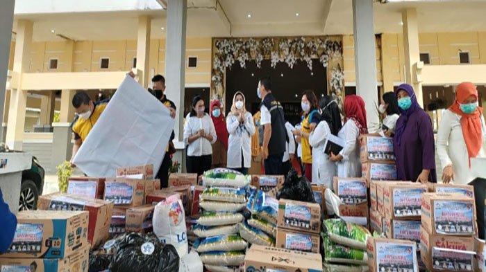 Permabudhi dan GPP Salurkan Bantuan Pada Warga Terdampak Banjir di Melawi - Tribunpontianak.co.id