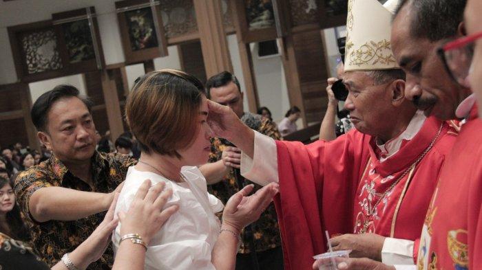 Mgr. Agustinus Agus: 'Mau Berbuat Baik Pun Kita Harus Minta Pimpinan ...