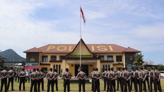 Berikut Arahan Wakapolres Singkawang Pada Apel Penerimaan Latja Siswa Diktukba Bintara Polri ...