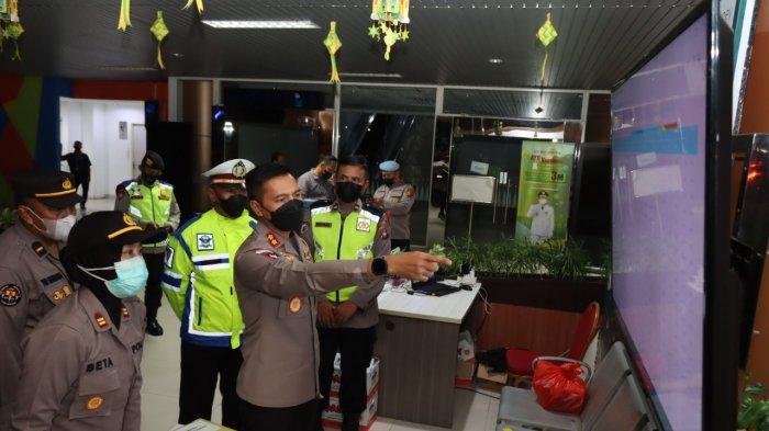 Kapolres Kubu Raya Laksanakan Pengecekan Pos Pam dan Pos Terpadu Ops Ketupat Kapuas 2022 ...