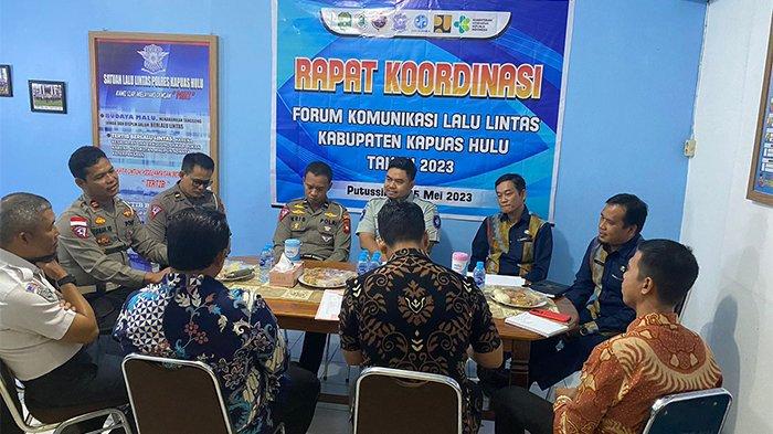 Jasa Raharja Sintang Gelar Rapat Forum Komunikasi Lalu Lintas dan Angkutan Jalan di Kapuas Hulu ...