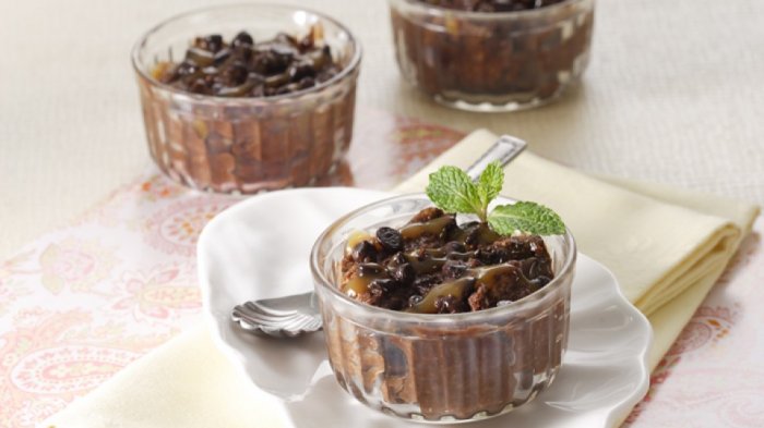 Puding Roti Cokelat - Unik Rasanya, Perpaduan Cokelat dan Rhum ...