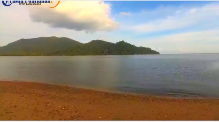 Menikmati Keindahan Sunset di Pantai Pulau Datok - Tribunpontianak.co.id