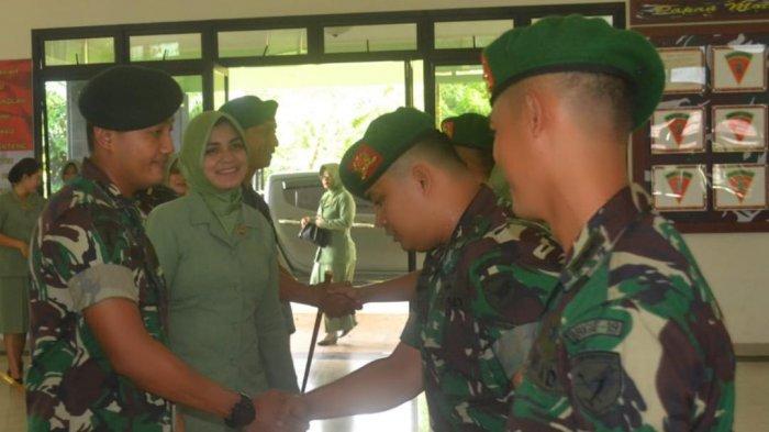 Brigif 19 Khatulistiwa Gelar Tradisi Korp Raport Penerimaan Perwira ...