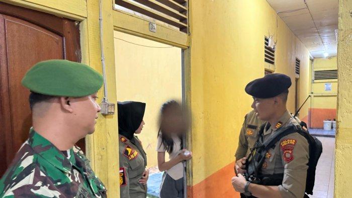 TNI Polri dan Satpol PP Razia Gabungan, Temukan Dua Pasangan tak Resmi di Kos - Tribunpontianak ...