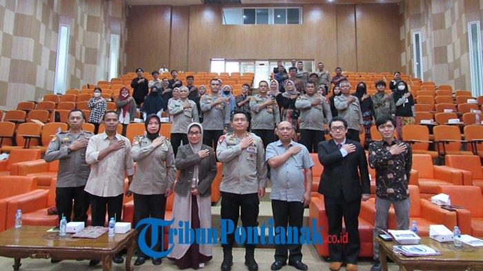 Pusat Kajian Ilmu Kepolisian Untan Sampaikan Hasil Survei Pelayanan Publik di Polresta Pontianak ...