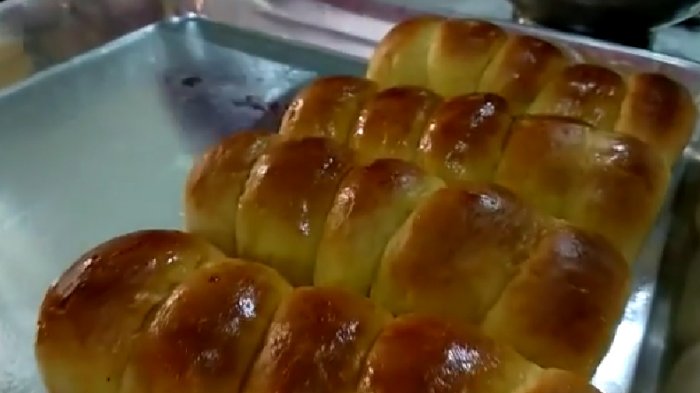 Opening, Roti Gembul Khas Pontianak Diserbu Pembeli - Tribunpontianak.co.id