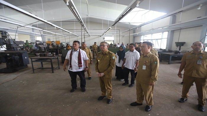 Kolaborasi ANTAM Bersama Pemda Kalbar, Cetak Tenaga Kerja Kompeten ...