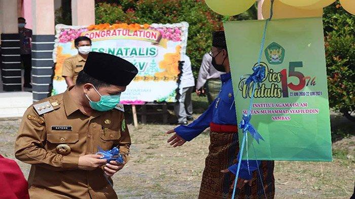 Bupati Satono Komitmen Bantu IAIS Jadi Kampus Negeri - Tribunpontianak ...