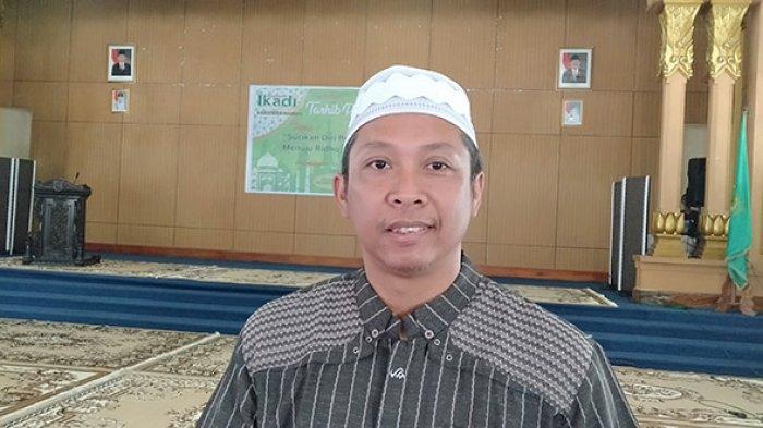 Anggota DPRD Sambas Eko Suprihatino: Dekatkan Pelayanan Pada Masyarakat ... Anggota DPRD Sambas Eko Suprihatino: Dekatkan Pelayanan Pada Masyarakat ...