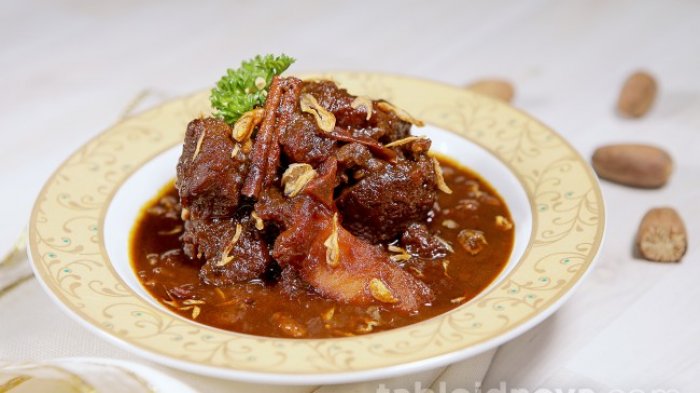 Cara Masak Semur Daging Sapi Lengkap Resep dan Bumbu - Tribunpontianak ...