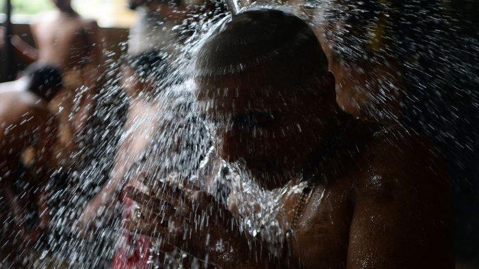 Niat Mandi Sunnah Sebelum Puasa Ramadhan dan Mandi Wajib Lengkap Tata ...